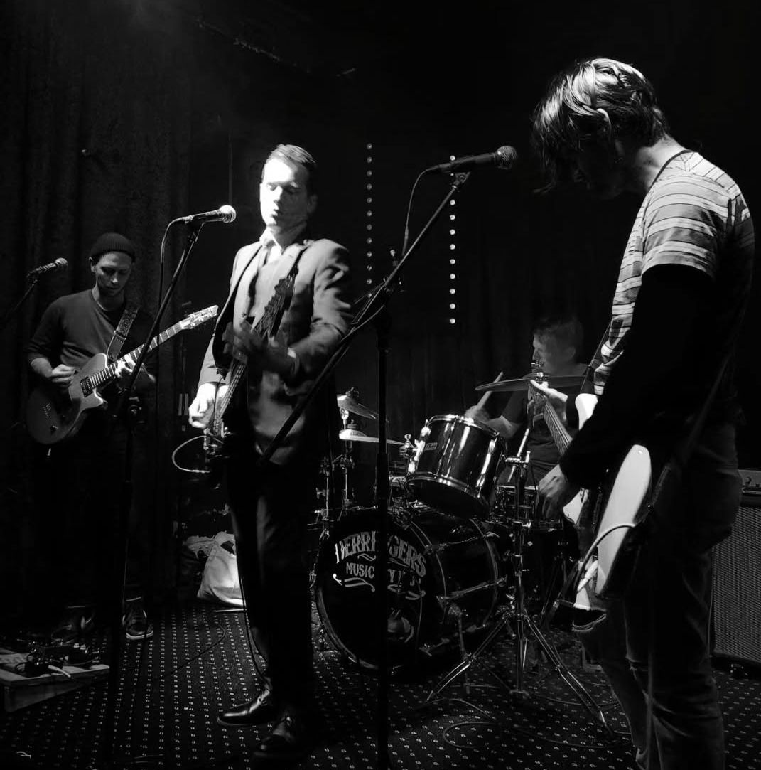 The Man Himself – Dead and Gone – referent